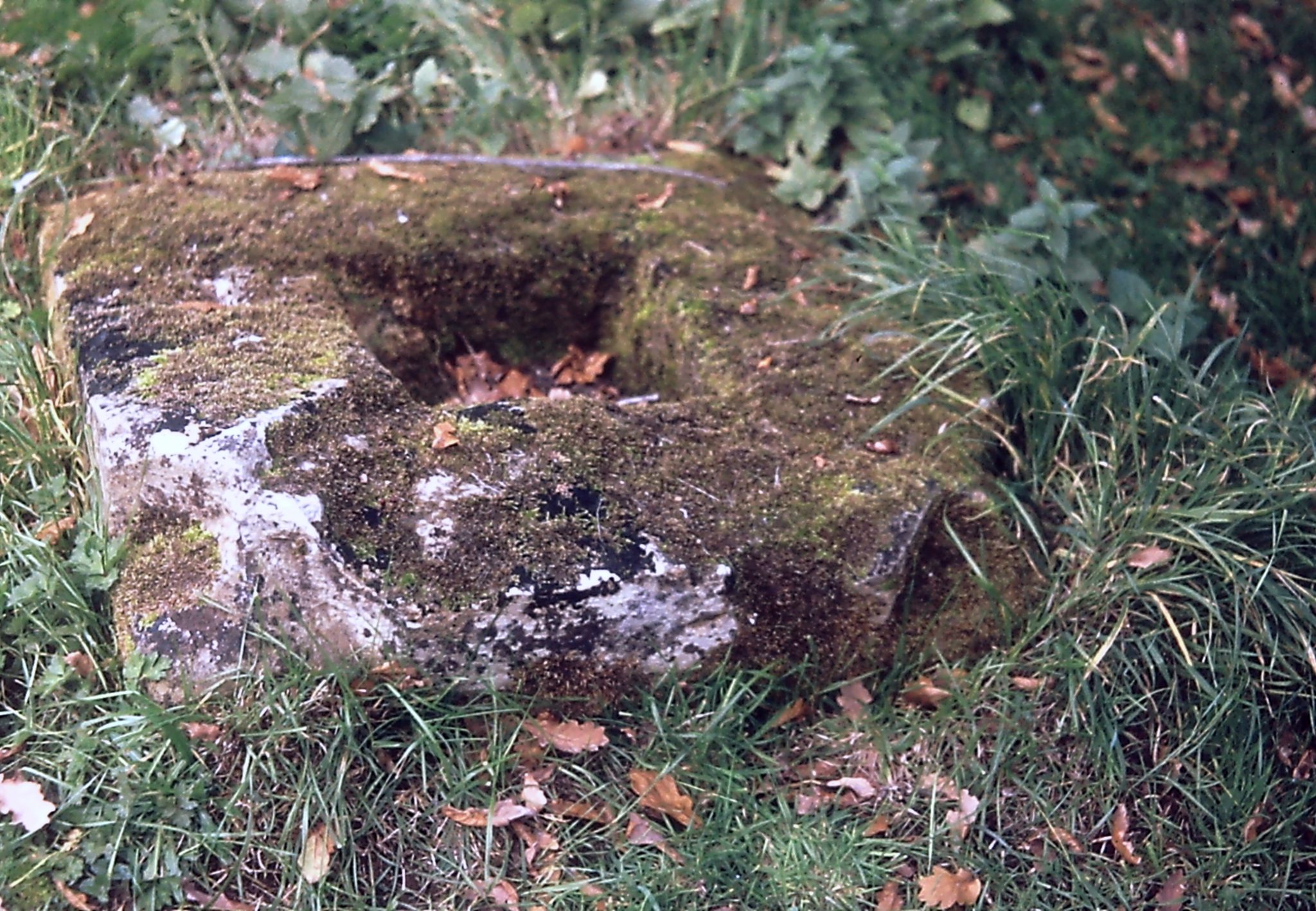 Raithby (2) - Medieval Standing Crosses of Lincolnshire
