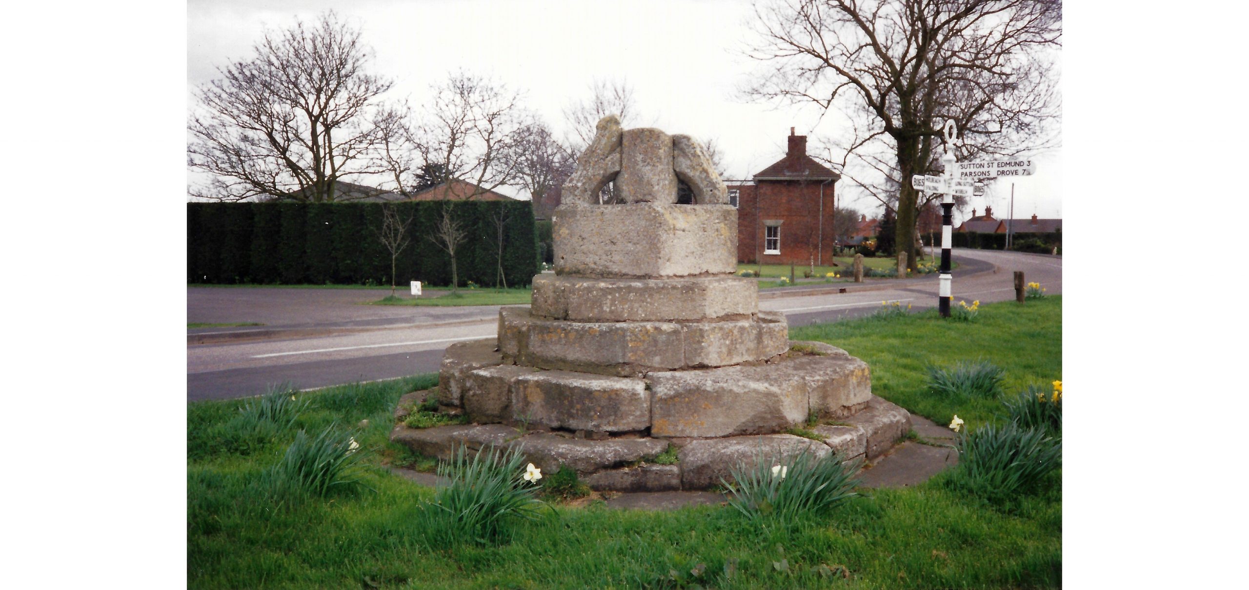 Sutton St James (1) The Butter Cross - Medieval Standing Crosses of ...