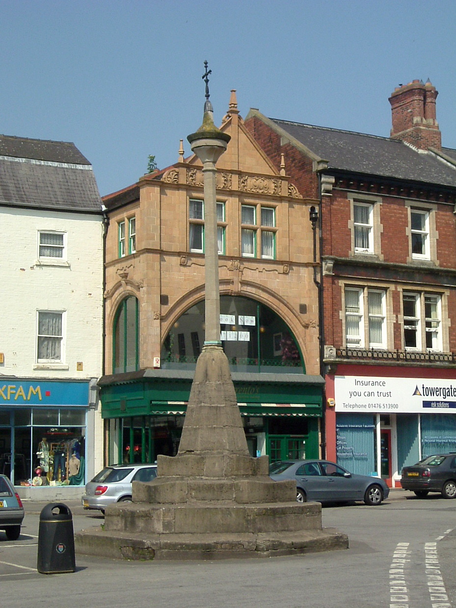Grantham (1) Market Cross - Medieval Standing Crosses of Lincolnshire